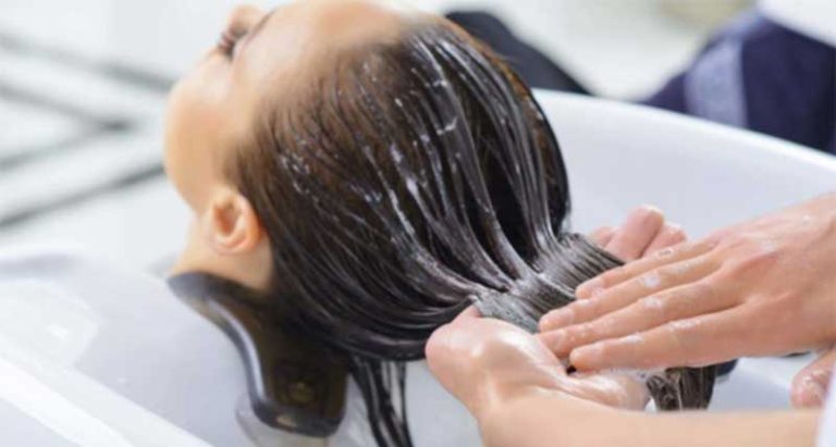 Easy Homemade Hair Masks For Dry Hair