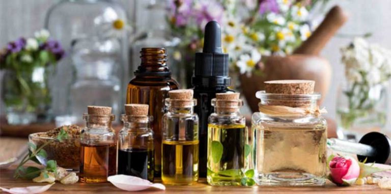 Essential Oils | Treat Skin Rashes With These Essential Oils